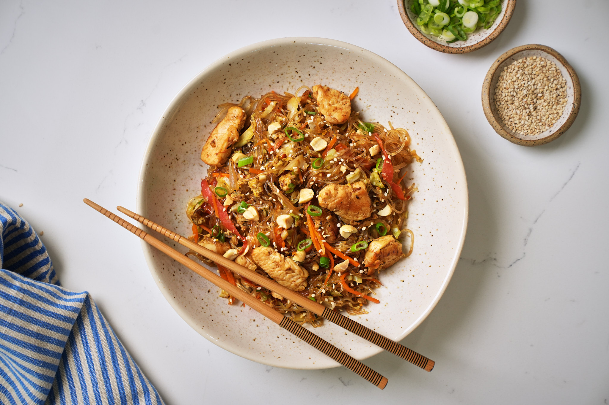 Quick & Healthy Pad Woon Sen Recipe - Thai Glass Noodle Stir Fry (ผัด ...